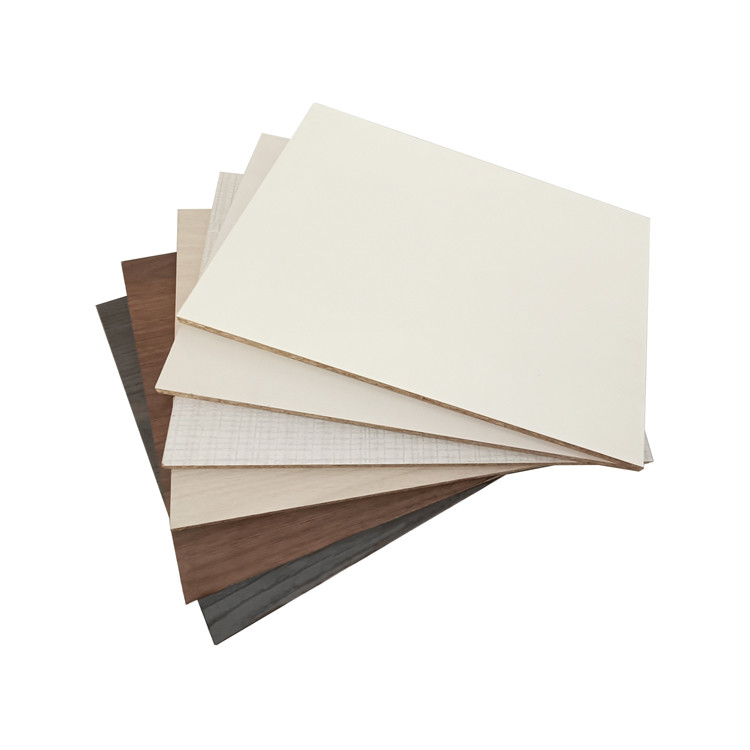 6X8 Melamin Putih MDF 6mm Melamin Putih Menghadap Papan MDF 1220x2440mm
